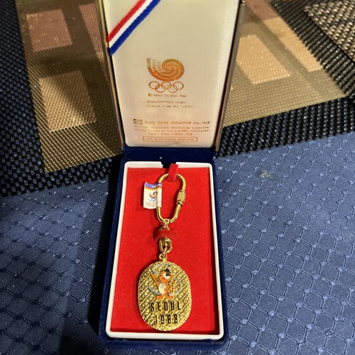 Seoul 1988 Summer Olympics 24K Gold Plated Key Chain- Original Box ...