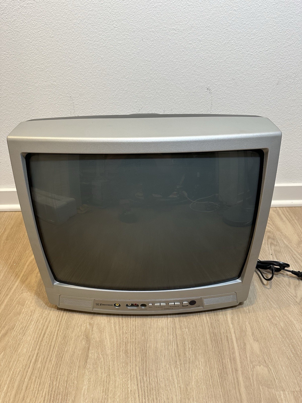 Emerson EWT19S3 19” CRT TV Retro Gaming Console Monitor Vintage 2003 | eBay
