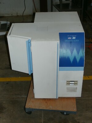 Analytical Instruments - Liquid Scintillation Counter