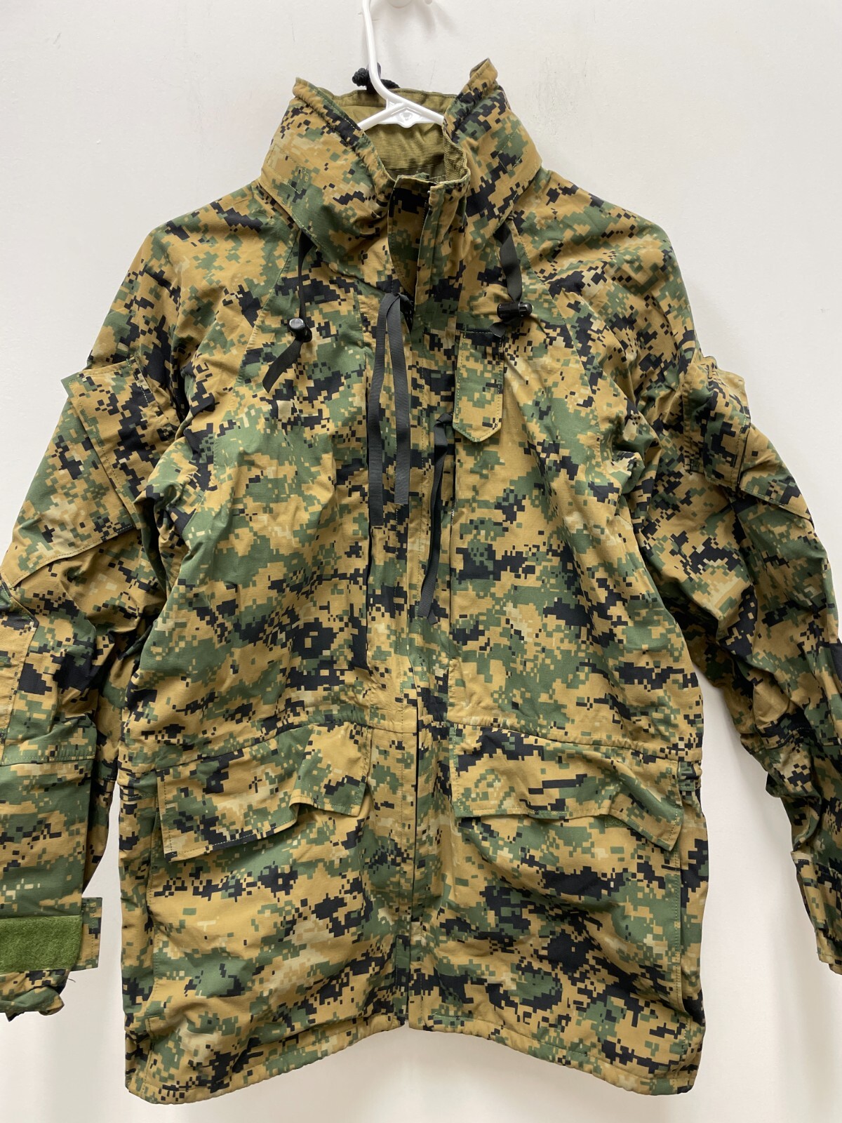 Genuine Usmc Apecs Gore Tex Digital Marpat Cold Weather Parka - Small ...