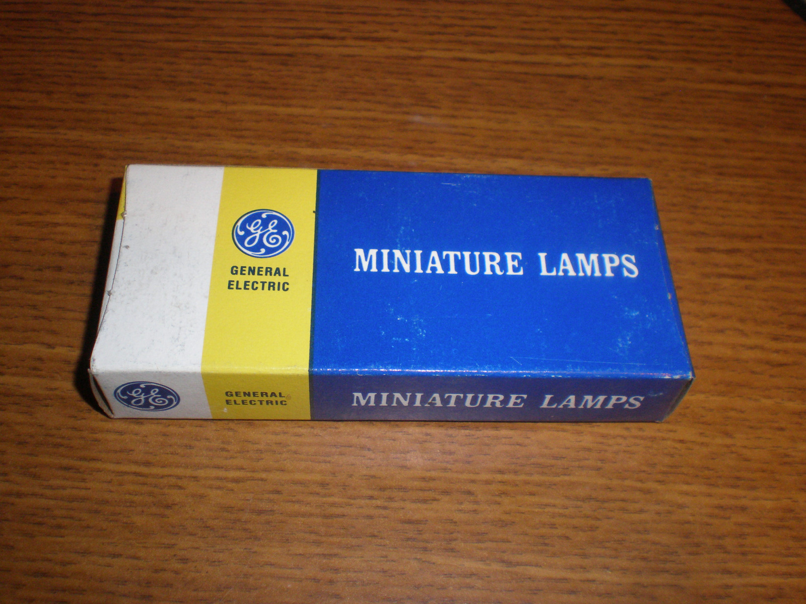 General Electric GE 1850 Ge1850 Miniature Lamps Light Bulbs 5v 0.09a ...