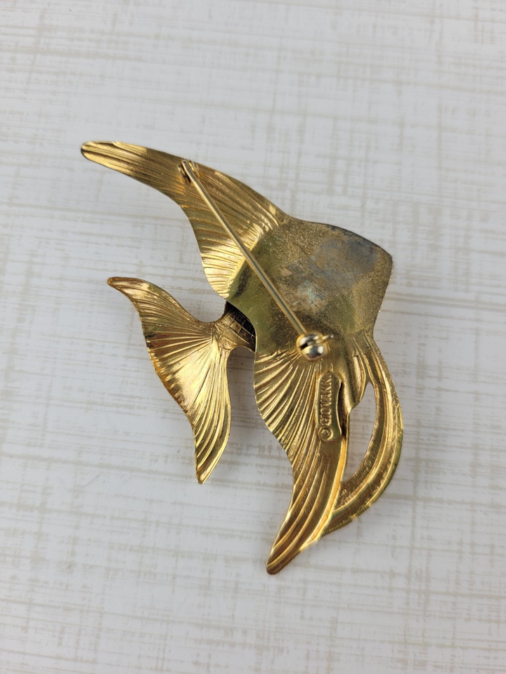 Vintage Giovanni Gold Tone Angel Fish Angelfish Brooch READ | eBay