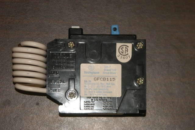 Westinghouse GFCB115 Ground Fault Circuit Breaker 1 Pole 15 Amp 120vac ...
