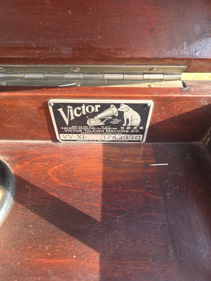 VICTOR TALKING MACHINE PHONOGRAPH MODEL VV-XI TONE ARM AND REPRODUCER ...
