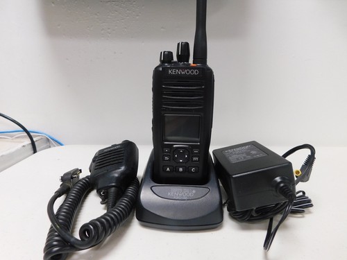 Kenwood EF Johnson VP5230 VHF 136-174mhz P25 Digital Portable radio W ...