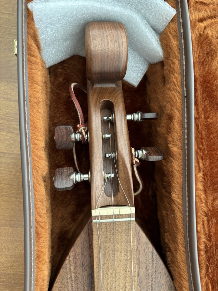 McSpadden Mountain Dulcimer Model M12W Signed By Lynn McSpadde #37212 ...