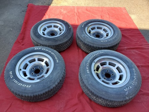 1978 - 80 Corvette C3 OEM Aluminum Wheels Rims with 225/70 R15 Tires ...