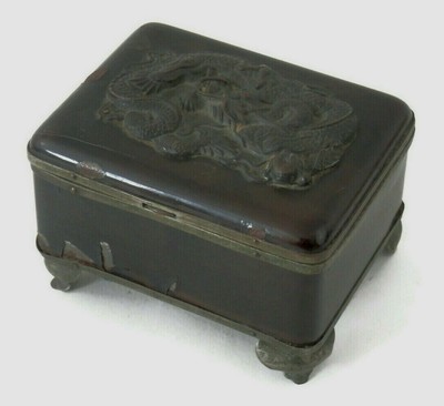 Boxes - 1900 Japanese