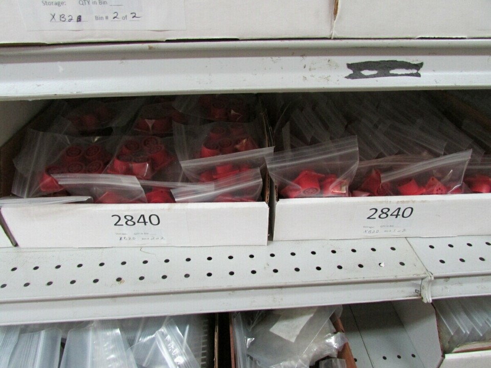 5 Tyco Amp Red 6 Position LGH High Voltage Circular Connectors 449652-1 ...