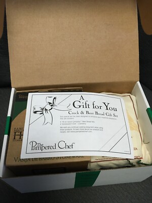 New The Pampered Chef Crock & Beer Bread Mix Gift Set In Box ...