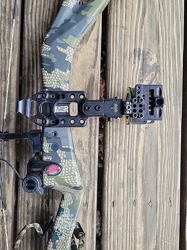 PSE carbon air stealth mach 1 Kuiu Verde Camo With Spot Hogg Hunter 5 ...