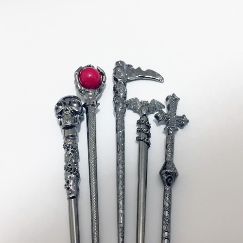 The Crypt Makeup Brushes & Handmade Coffin Case - Goth makeup Skull ...