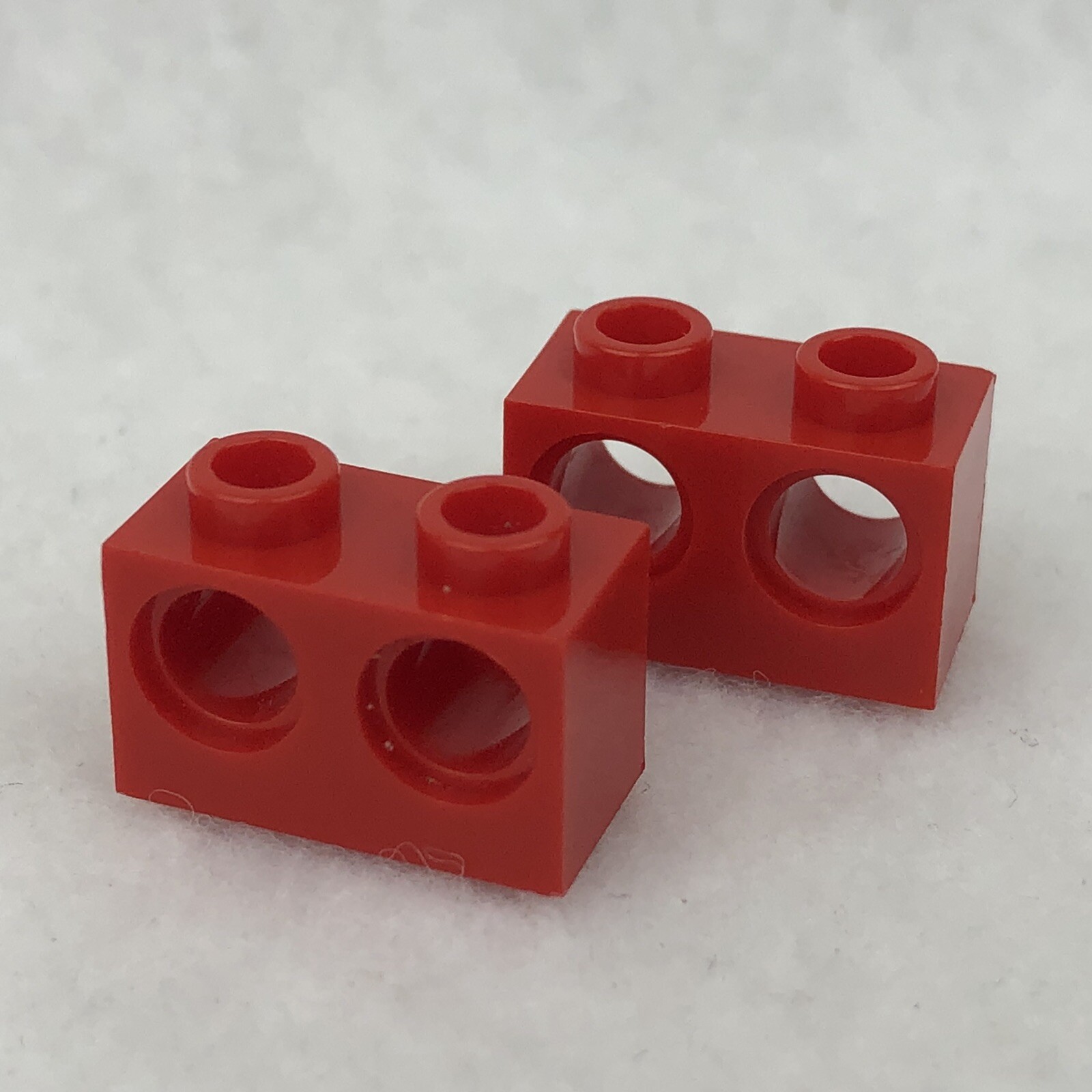 LEGO 32000 Red Technic, Brick 1 x 2 with Holes (x2) | eBay