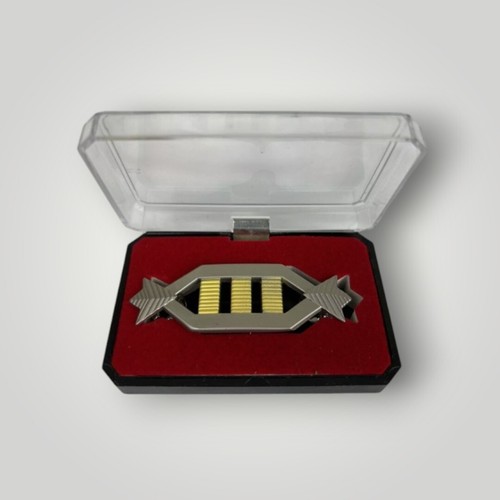Star Trek Movie Era Captain’s Rank Pin w/COA ANOVOS TWOK | eBay