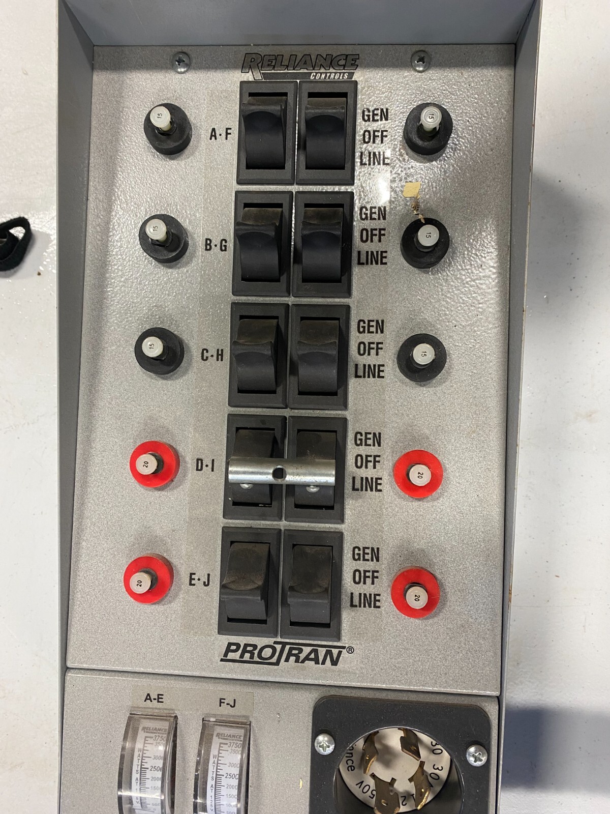 Reliance Controls 31410CRK Pro/Tran 10-Circuit 30 Amp Generator ...