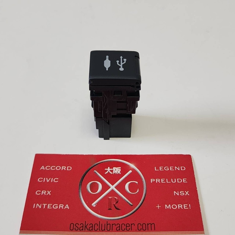Genuine OEM Toyota Aux Cable USB Outlet Port 86190-12040 2017-2020 ...