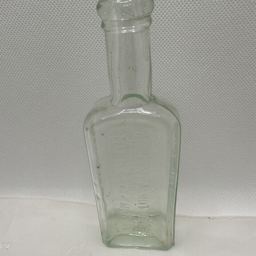 Lightning Hot Drops Herb Medicine Co no relief no pain bottle 5 1/8 In ...