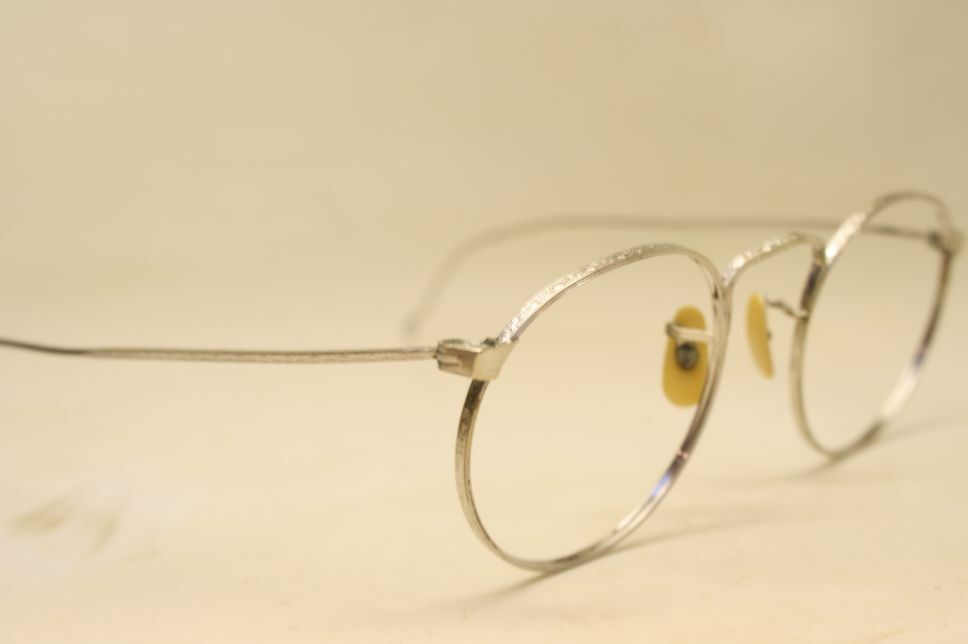 Antique Eyeglasses Frames 41X38mm 1930s American Opti… - Gem