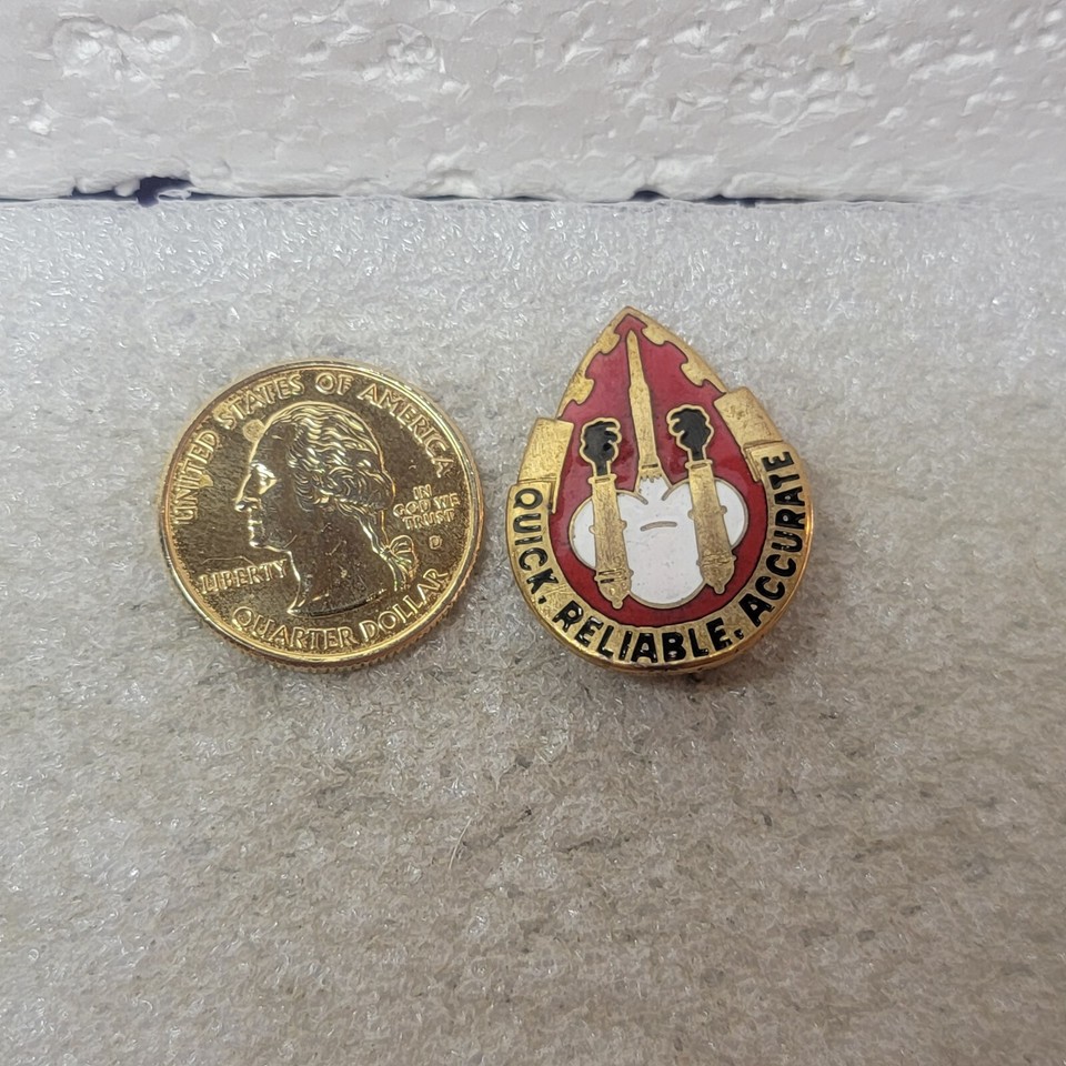 VTG US Army 56th Field Artillery Group Pin DI DUI Quick Reliable ...