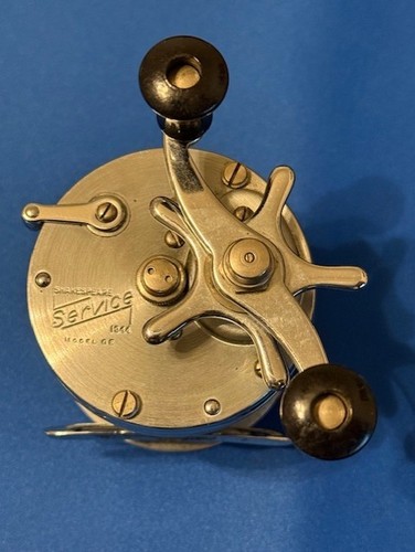 Vintage Shakespeare Service 1944 Fishing Reel – Model GE Casting Reel ...