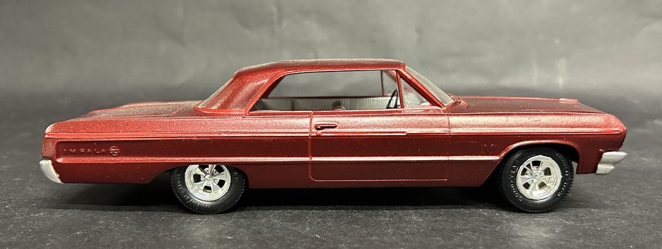 AMT Ertl '64 Chevy Impala SS Hardtop 1:25 Scale Model COMPLETED PRO ...