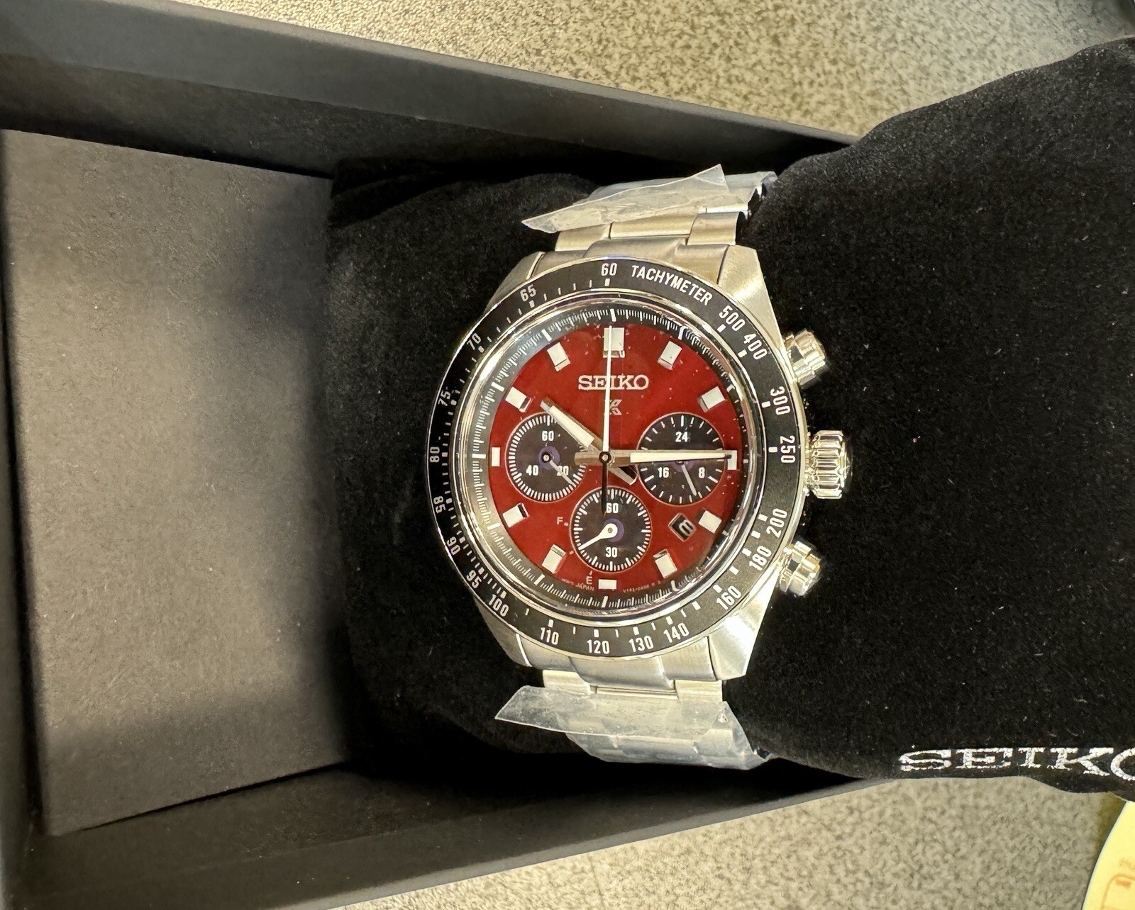 Seiko Prospex Speedtimer Solar Steel Bracelet Red Dial Watch - SSC927 ...