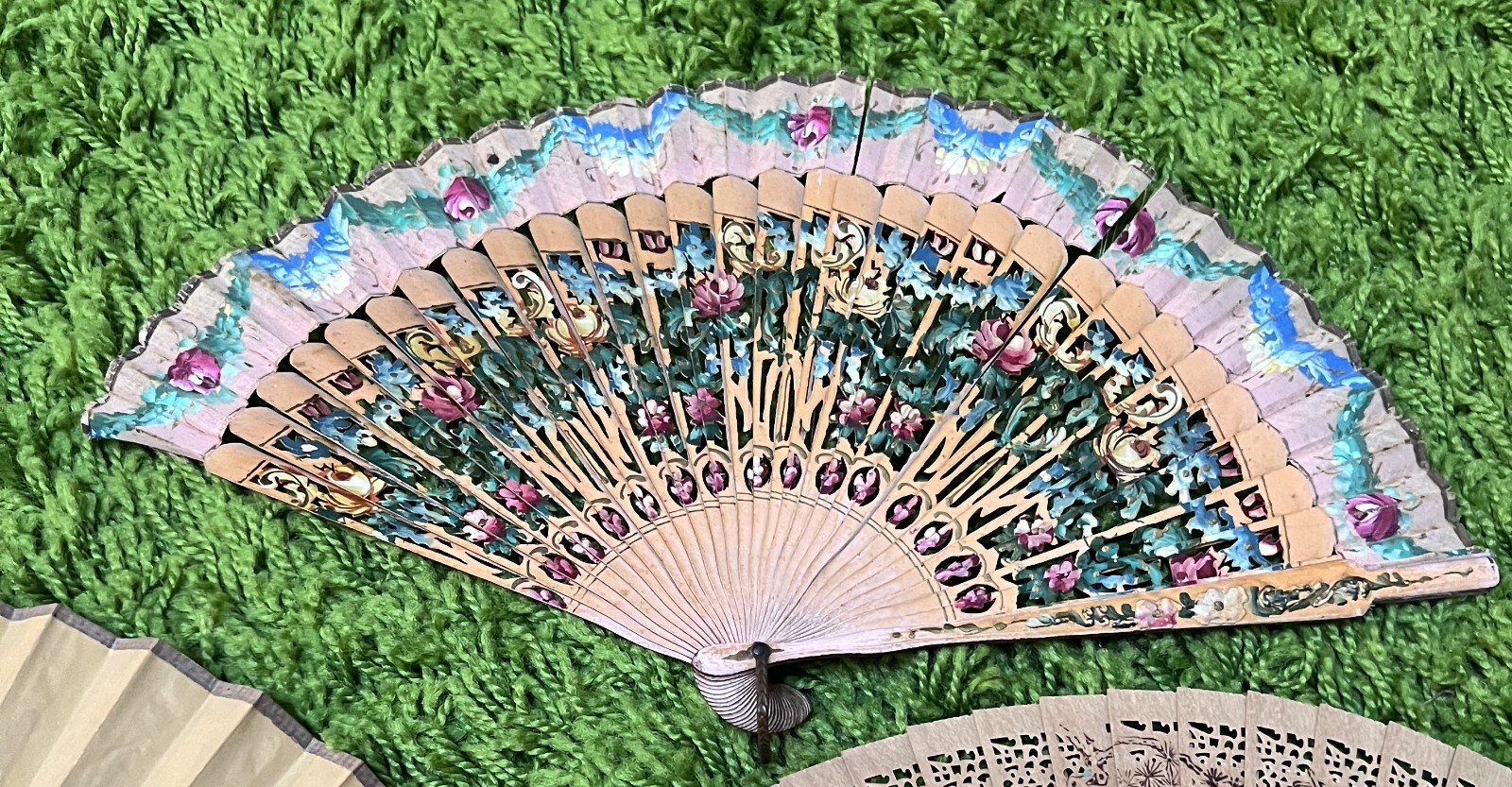 Antique Vintage HandHeld Fans Carved Wood Celluloid S… - Gem