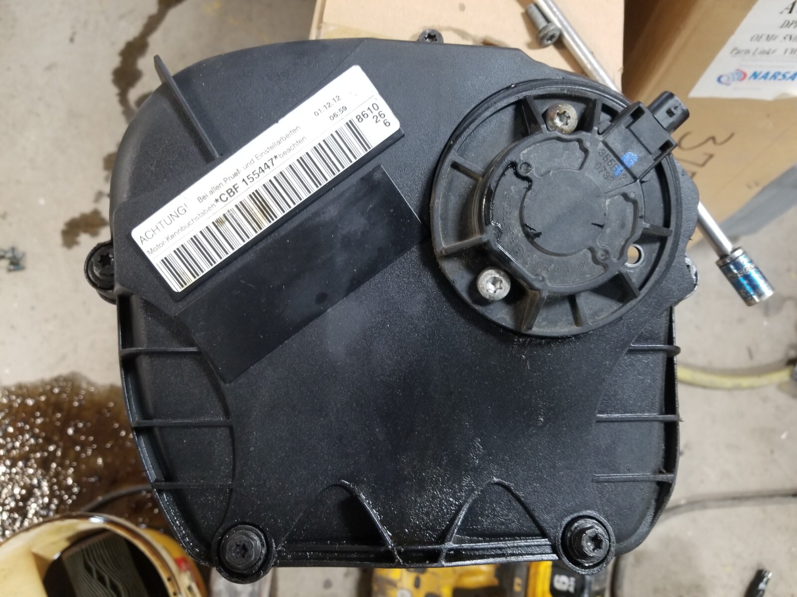 VW Volkswagen 2.0 TSI Upper Timing Chain Cover and Camshaft Adjuster ...