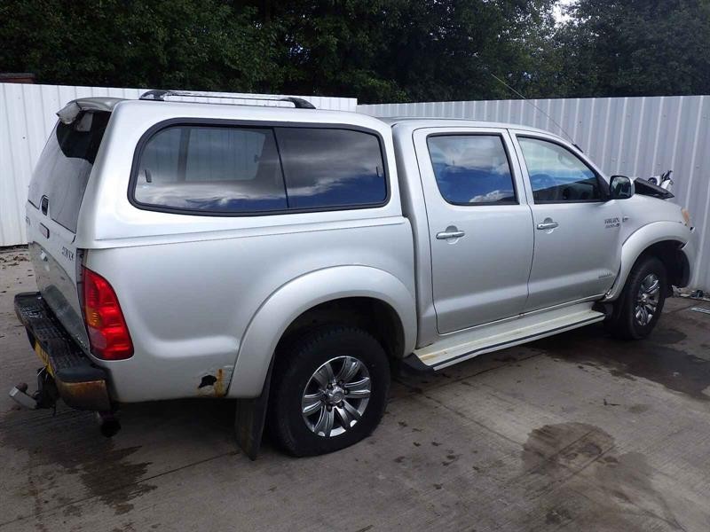 2005-2015 MK7 TOYOTA HI-LUX SPEEDOMETER 2982 DIESEL AUTOMATIC ...