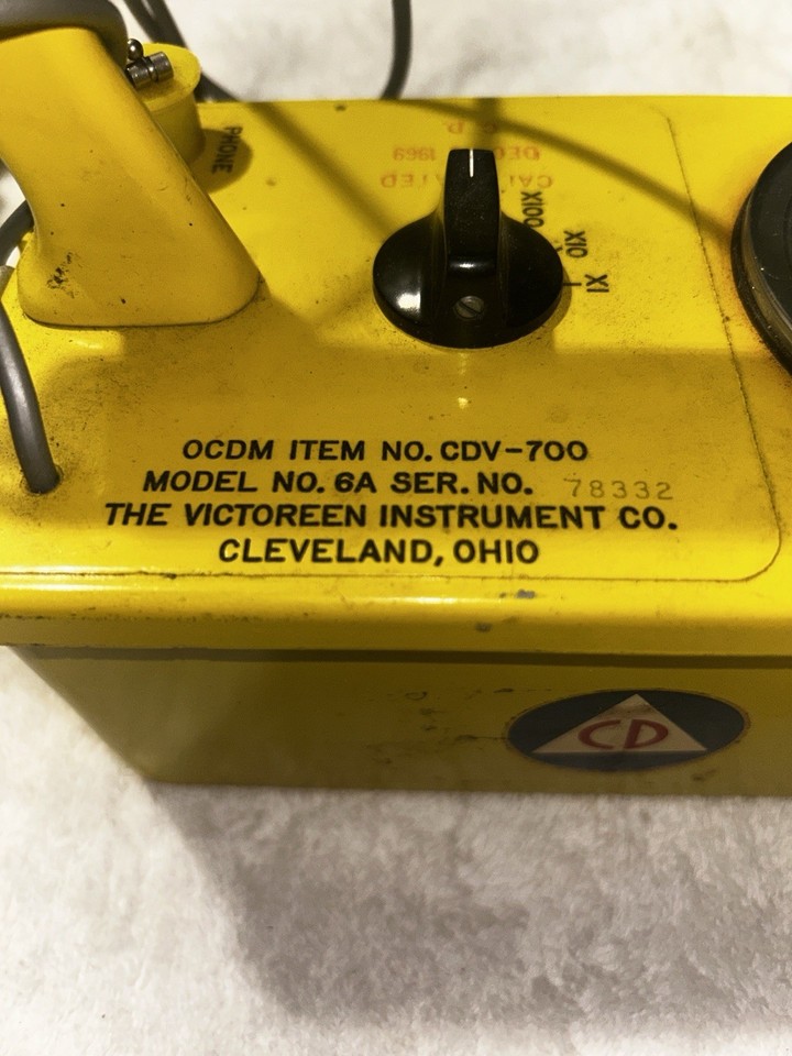 Vintage Civil Defense Victoreen CDV-700 Model 6B Geiger Counter ...
