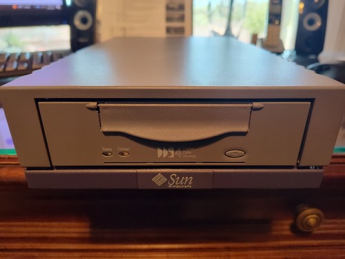 Sun Microsystems 599-2350-01 SCSI DDS4 Digital Data Storage tape drive ...