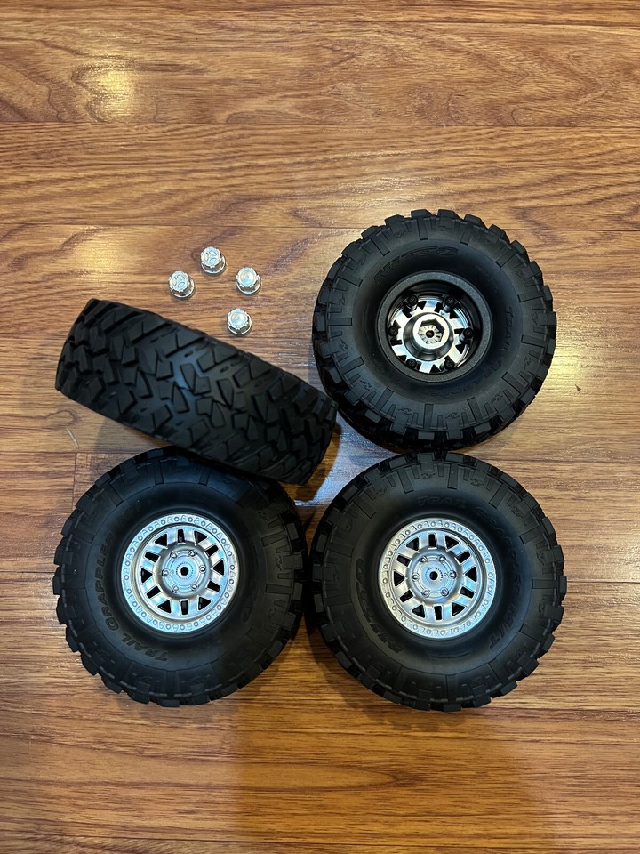 Axial SCX10 III Body, ESC, Servo, Radio, Receiver, Tires, Transmission ...