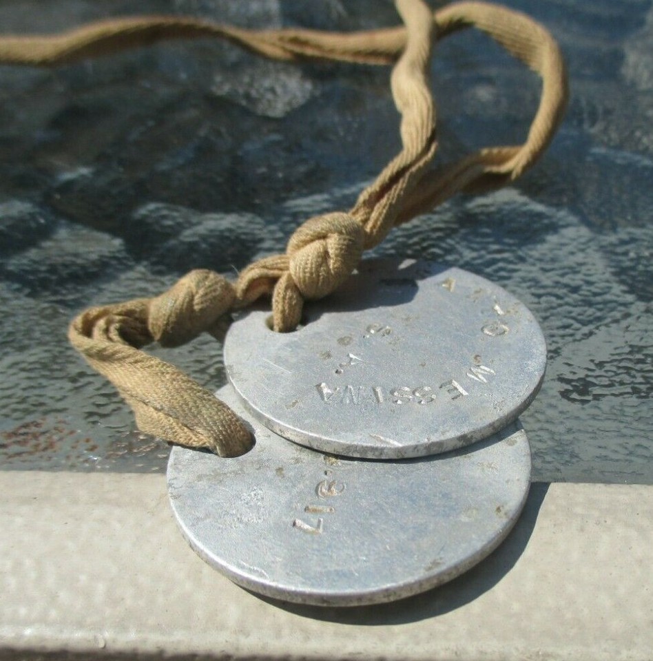 WW1 US Army Dog Tags On Original Tape Cord 1918 Aluminon Circular Discs ...