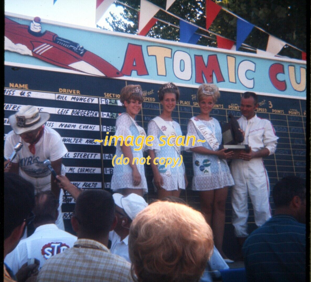 Pretty Women at Atomic Cup Hydroplane Boat Racing in 1969, Original ...