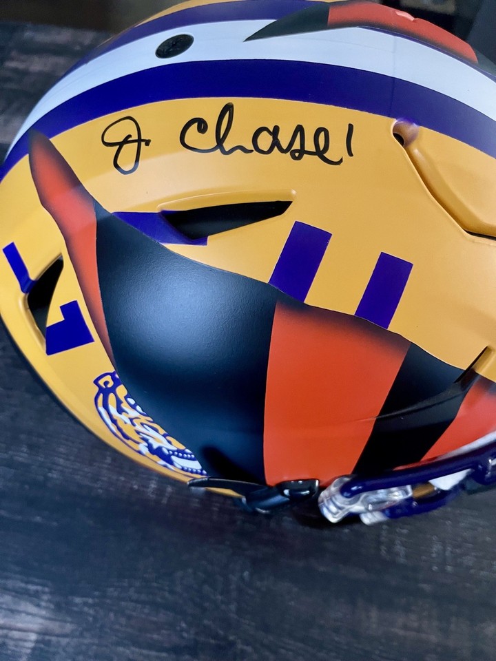 Ja’marr Chase Custom Painted Full Size Speedflex Helmet Beckett Auto | eBay
