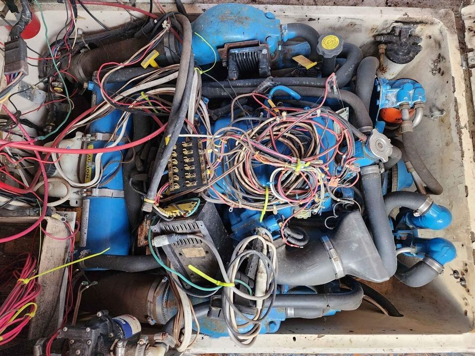 Crusader 454 7.4L 350 HP Marine Gas Engine MPI | eBay