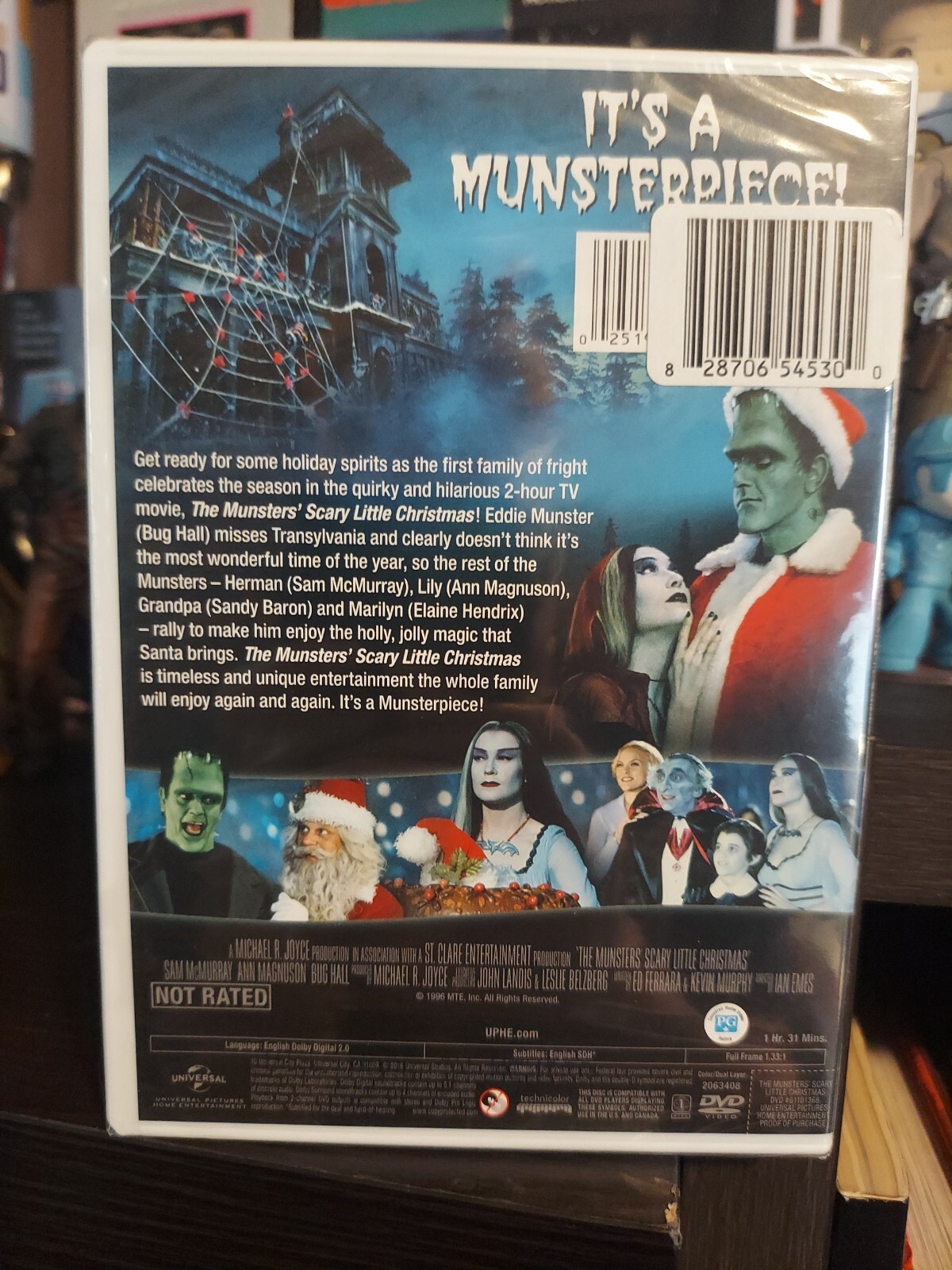 THE MUNSTERS scary little christmas DVD new John Landis Monsters ...