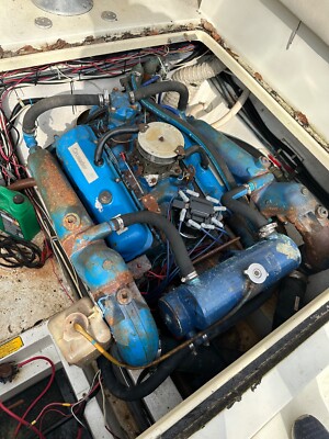 Pair Of Crusader 454 7.4L 350 HP Gas Engines MPI FUEL INJECTED (Running ...
