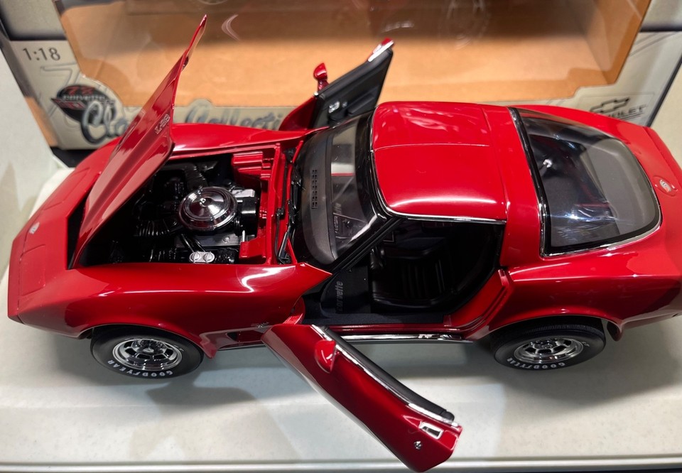 1/18 Autoart / UT models 1978 Corvette Stingray RED | eBay