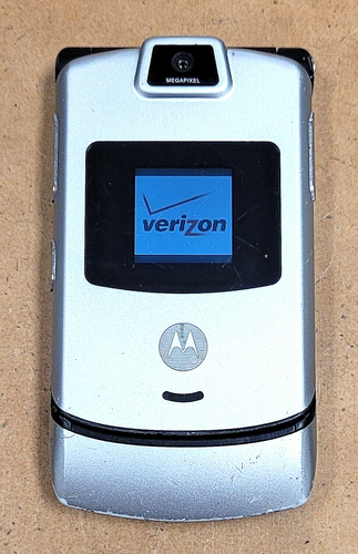 Motorola RAZR / Razor V3m - Silver and Black ( Verizon ) Cellular Flip ...