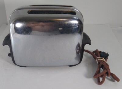 Toasters - Vintage Round Toaster