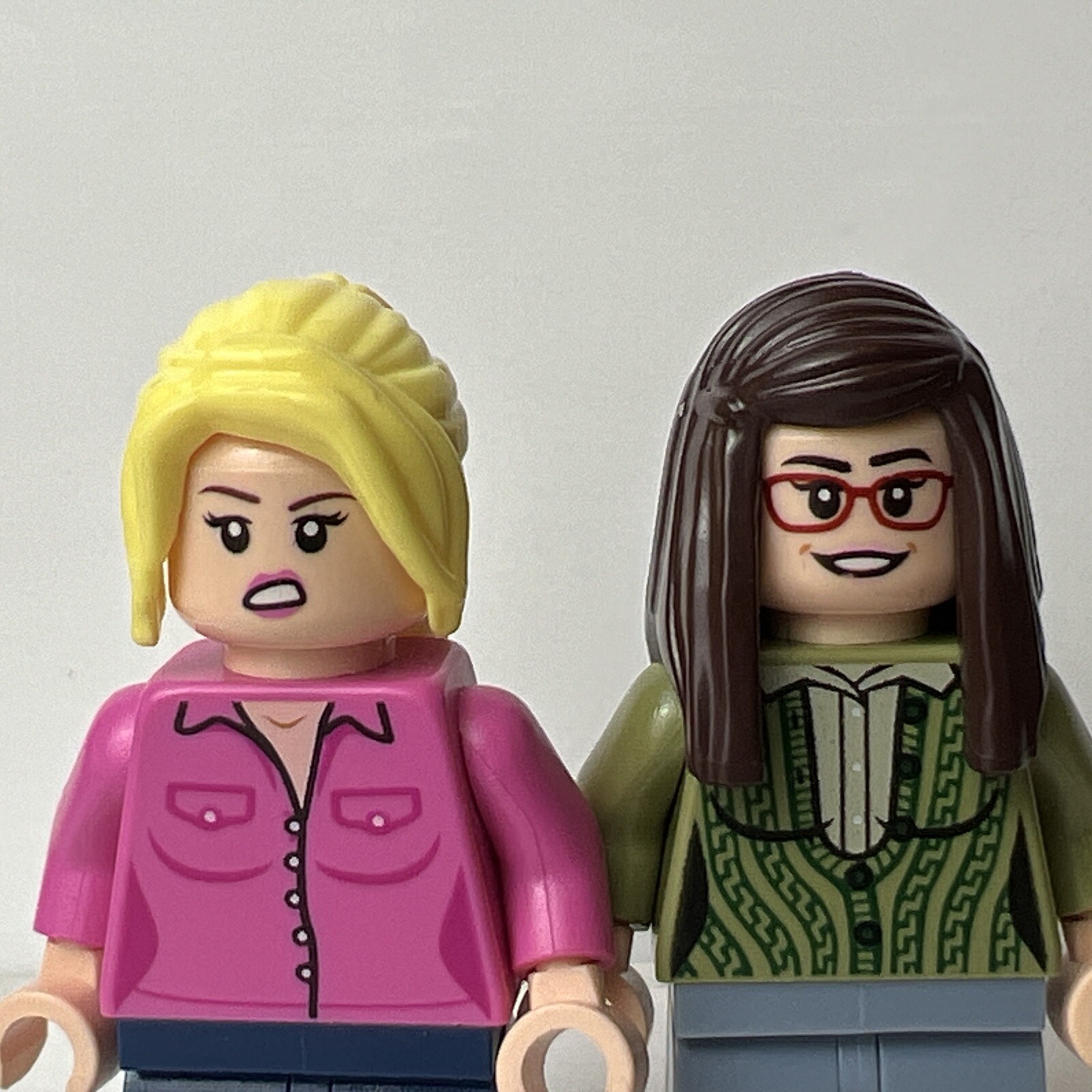 LEGO Ideas Amy Farrah Fowler idea019 Big Bang Theory 21302 & Penny ...