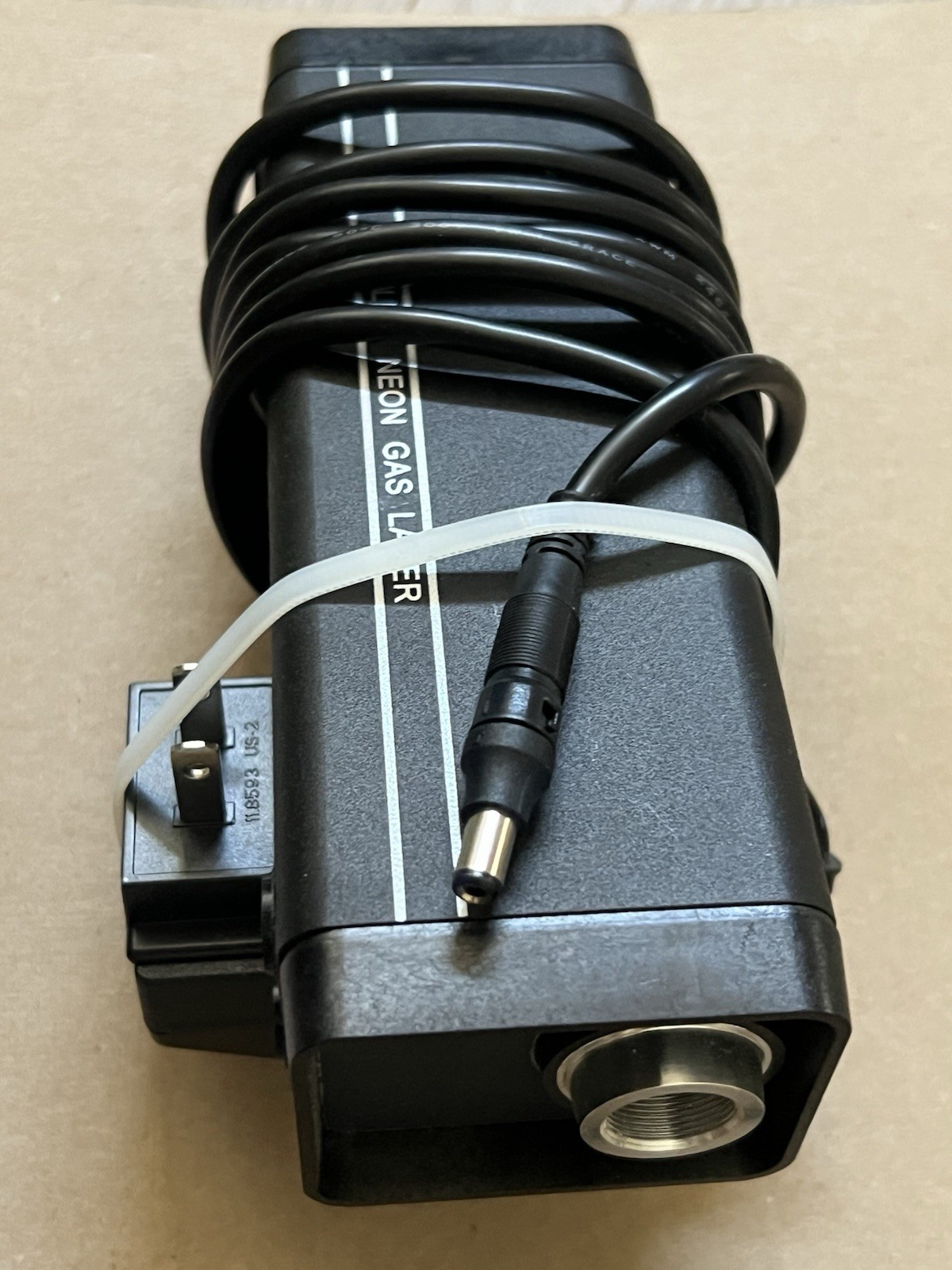 ThorLabs HNLS008R - Self-Contained HeNe Laser, Fluctuating Polarization ...