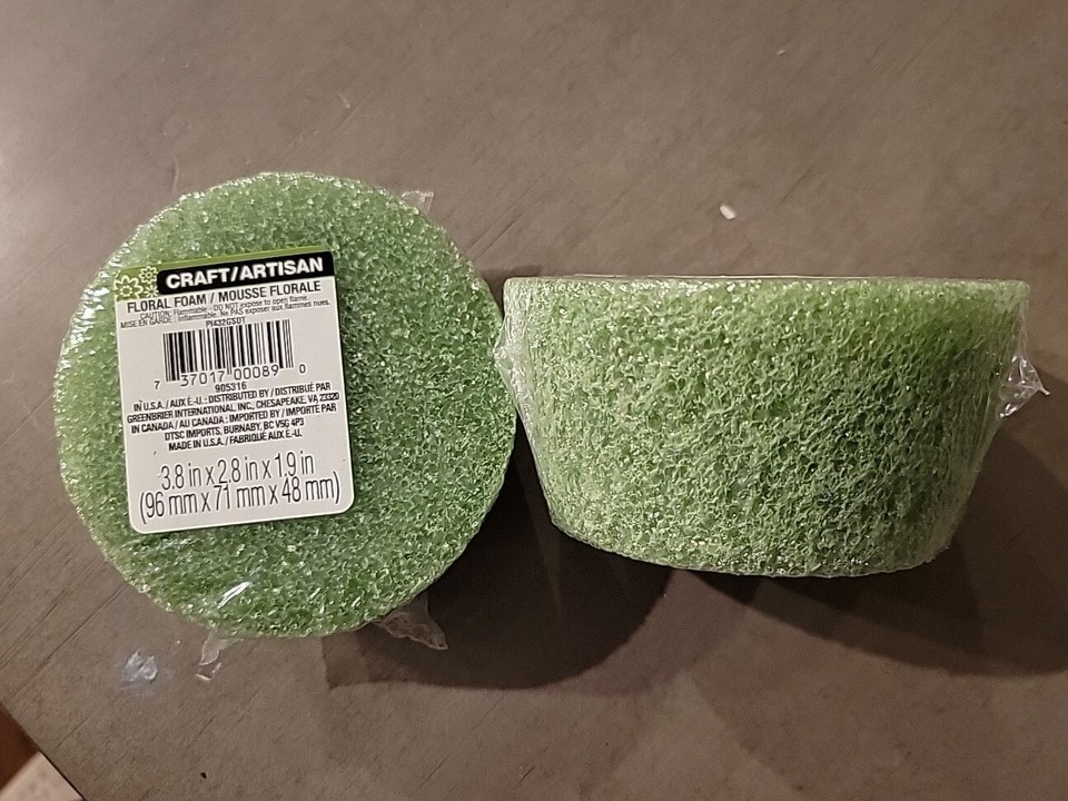 2 Craft Artisan Green Styrofoam floral Foam Circles 3.8 By 2.8 By 1.9 ...