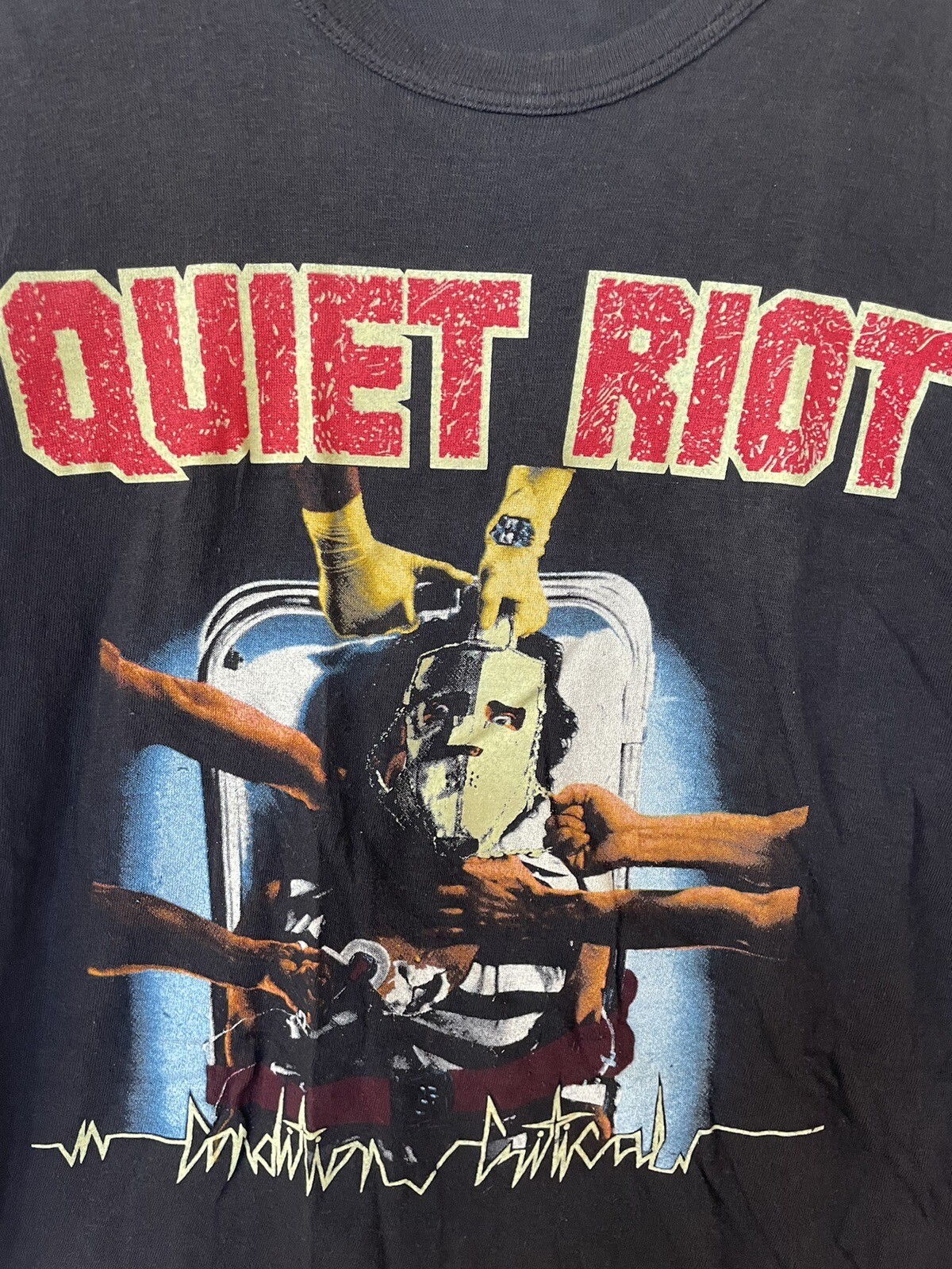 Vintage Quiet Riot 1980s Band Concert T Shirt Size L - Gem