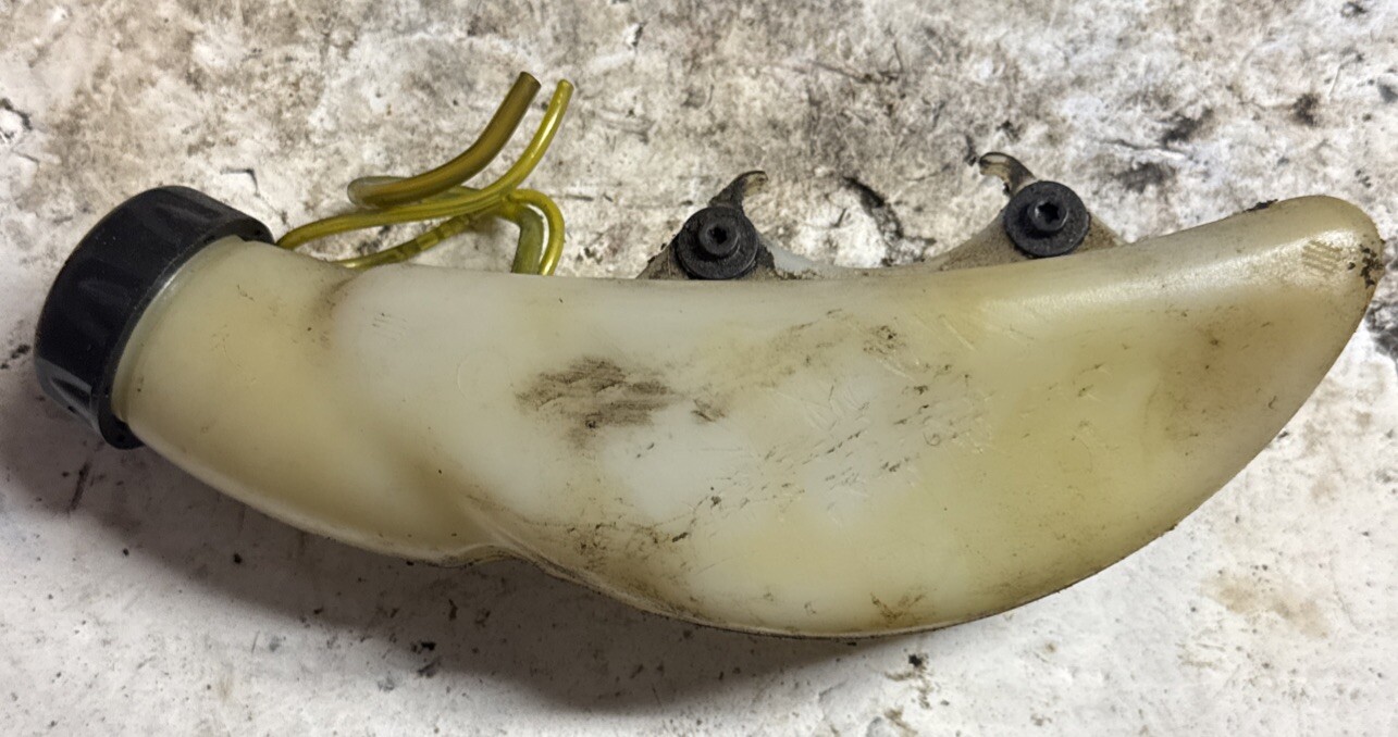 Poulan Pro BVM200VS Leaf Blower Fuel Tank 526222201 578943308 Bin X 545 ...