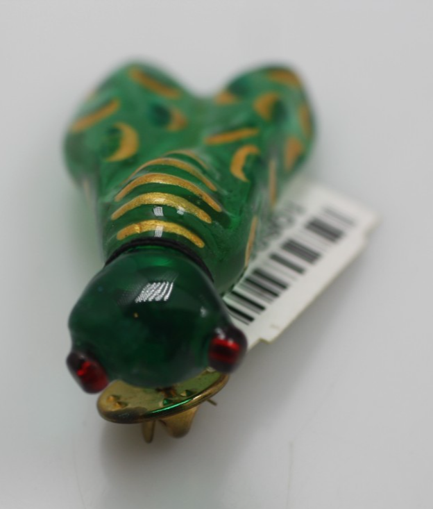 Chico's new with tags cicada insect winded molded plastic tie tack bug ...