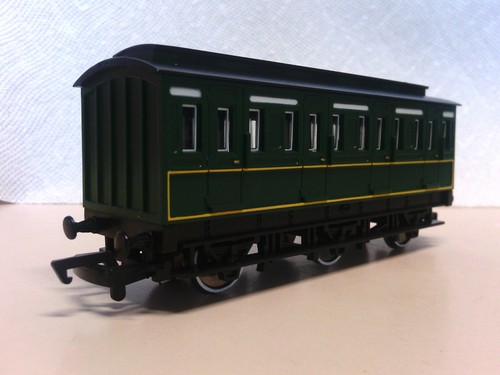 Bachmann Trains Thomas and Friends Emily's Coach 76042 HO/OO Original ...