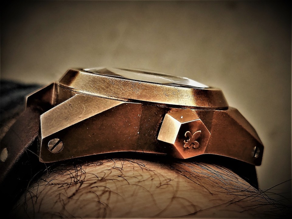 Unique Piece Handmade Carmagnolle Geryon Automatic 200M Diver watch ...