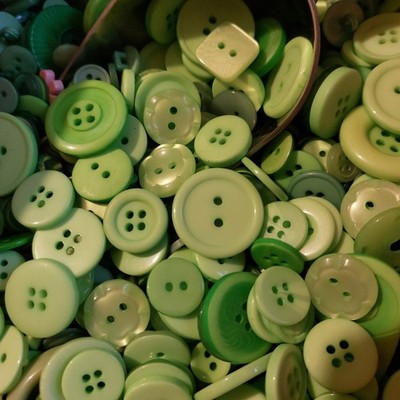 Green (Light) Button Mix 50g pack | eBay UK